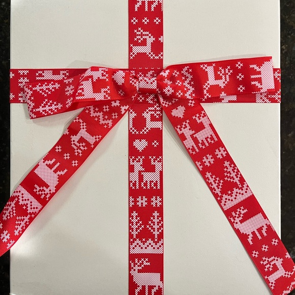 Swatch | Accessories | Swatch Red Knit Limited Edition For Christmas 23 ...